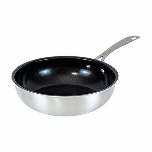 汚れを落としやすいセラミック加工。高級感のあるデザインです。メーカー品番:MB-3633内容物:本体(約445×255×95mm)×1素材:アルミニウム合金(内面:セラミック加工・底面:ステンレス)生産国:中国パッケージ形態:化粧箱箱サイズ...