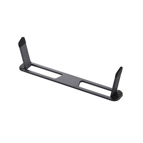 ノートPCの底面に取り付けて使用する13.3〜15.6インチノートPC対応の折りたたみ式ノートPCスタンドです。ノートPCに取り付け使用しないときは脚を折り畳んでそのまま収納できるコンパクト設計です。ノートPCの画面部分を上げることで目線を...