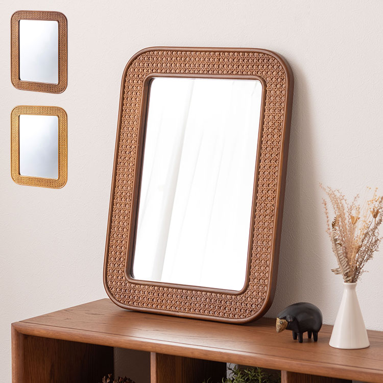 ■商品サイズ幅45×奥行2.5×高さ60cm■素材天然木(ミンディ)　ラタン ラッカー塗装 3mm飛散防止ミラー■重量2kg■生産国インドネシア■特徴カゴメ編みのラタンで縁取られたミラーアートを飾るようにインテリアに自然となじみます■備考○...