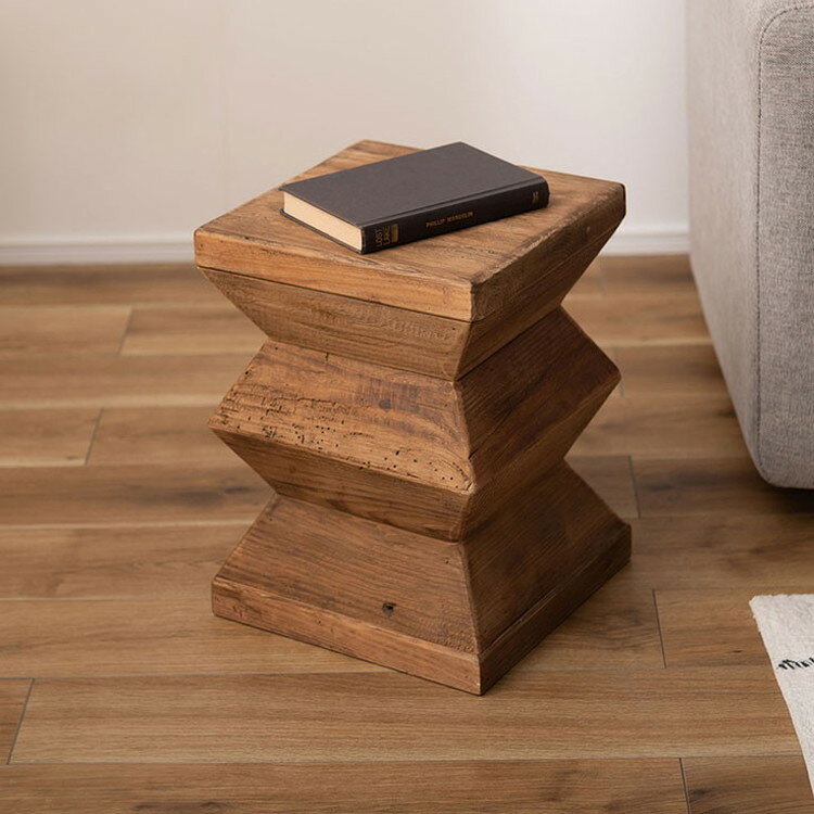 ■商品サイズ幅31×奥行31×高さ42cm■素材天然木(パイン古材) 水性塗装■生産国中国【代引きについて】こちらの商品は、代引きでの出荷は受け付けておりません。【送料について】北海道、沖縄、離島は送料を頂きます。