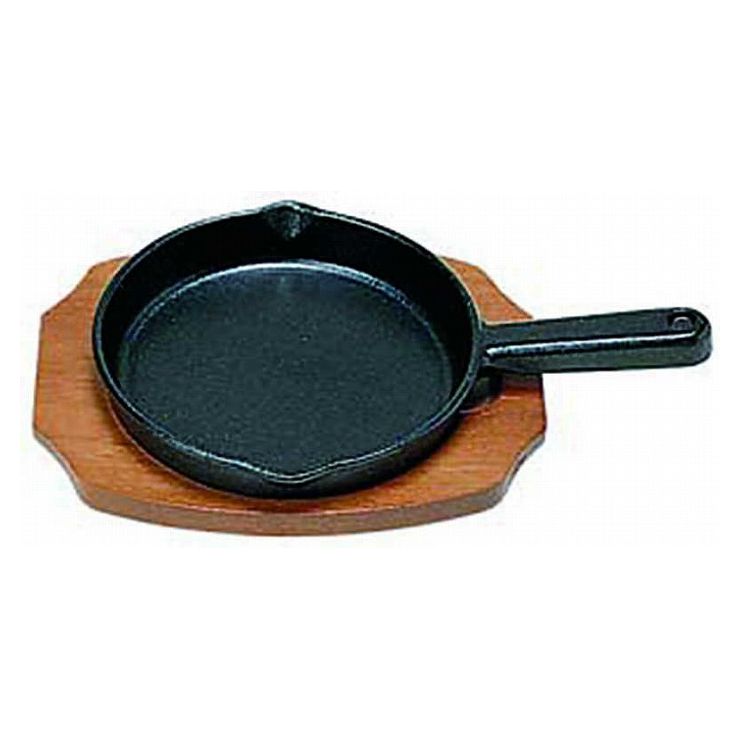 カンダ S ステーキ皿 手付丸型B 15cm 301049JANコード：4949362740253規格：規格15cmサイズ：内径×高さφ150×H25mmサイズ容量1：φ150×H25mm材質：鉄生産地：日本 【送料について】北海道、沖縄、...