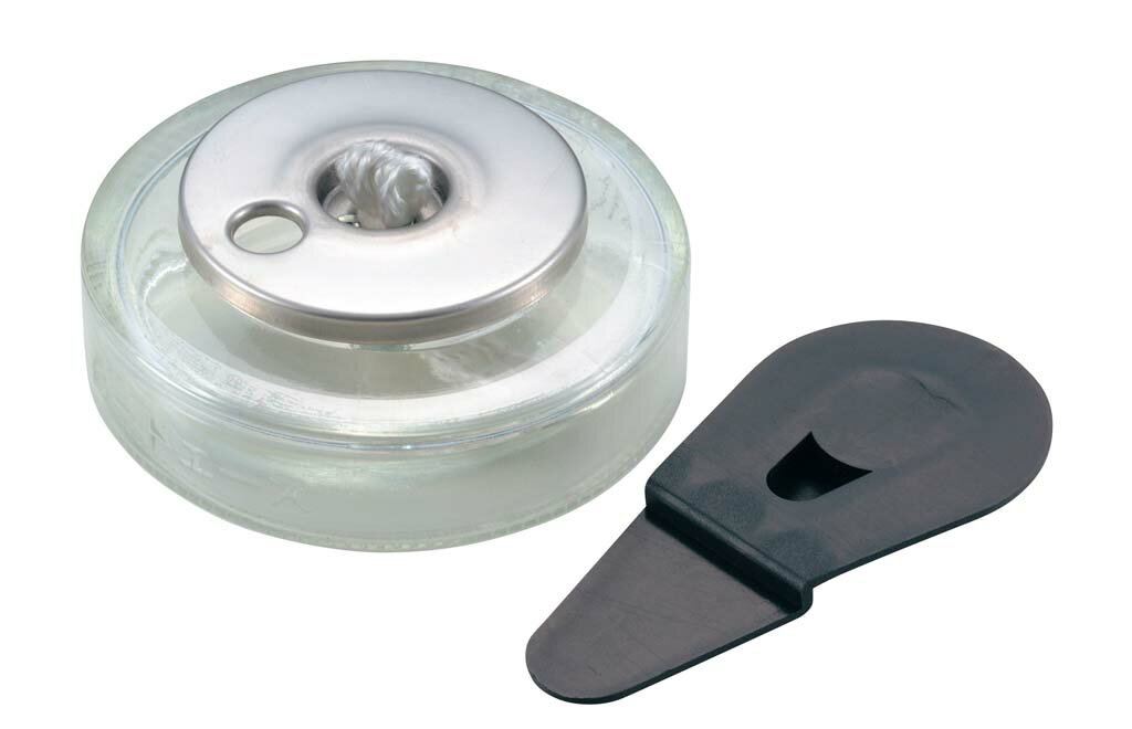 【商品説明】●燃焼時間：約1.5時間●付属の火消し専用キャップを使ってお好みのタイミングで火を消すことができます。●付属の火消し専用キャップをセットしたままで、重ねて収納することができます。●専用漏斗を使って燃料を補充します。(補充キャプを...