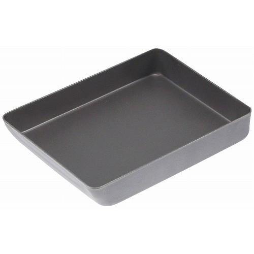 ■商品説明●ココパンは、出来たて熱々をそのまま食べられる「鉄のお皿」。●「クック&サーブ」をコンセプトに、フライパンをそのままお皿として使う、新しい「食スタイル」の提案です。●特殊熱処理(窒化)により、鉄フライパンの「3つの負」(1.空焼き...