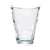 ■商品説明●和テイストグラス。なんとなく心を癒してくれそうな、和食にピッタリのデザイン。●ゆらゆらと穏やかに湧き出る清水をイメージ。●3個入り■直径・サイズφ86×H110■深さ■重さ■容量250cc●ゆらゆらと穏やかに湧き出る清水をイメー...