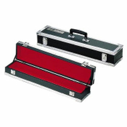 グレステン 包丁ケース 小 仕切なし AHU20 JANコード 4562207327916●間口×奥行×高さ(mm):570×125×95●重量(kg):1.6●材質：表面--黒レザー張 縁-アルミ 内張--レーヨン■・牛刀5本程度が収納で...