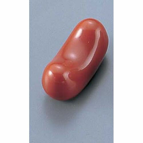 エムズジャパン まくら型箸置 赤 T03-161 RHSM301 JANコード 4560342472188●メーカー品番:T03-161●間口×奥行(mm):43×19●材質：陶磁器【送料について】北海道、沖縄、離島は送料を頂きます。