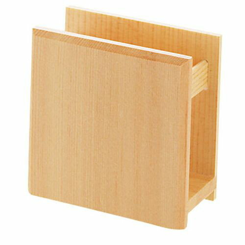 テスク 木製 ナフキン立 W-703 PNH88 JANコード 4905001308642●メーカー品番:W-703●幅×奥行×高さ(mm):110×60×110●重量(g):100●材質：ひのき材【送料について】北海道、沖縄、離島は送料を...