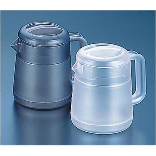 弁慶 BK丸型リトルピッチャー スモークブラウン PUO716E JANコード 4977544470766●色:スモークブラウン●容量(L):1.3●直径×高さ(mm):φ175×173●底径(外寸mm):φ130●材質：ポリカーボネート樹...