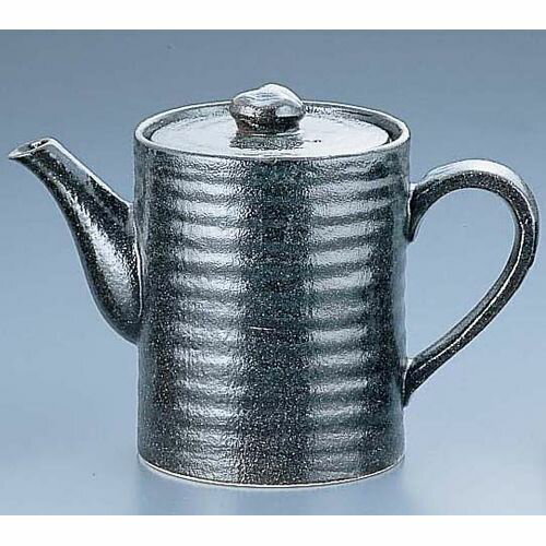 エムズジャパン 瀬戸黒手付 だし入 Y-026 RMJ5801 JANコード 4562216281902●直径×高さ(mm):φ100×140●容量(c.c.):800●材質：陶磁器■瀬戸焼【送料について】北海道、沖縄、離島は送料を頂きます。