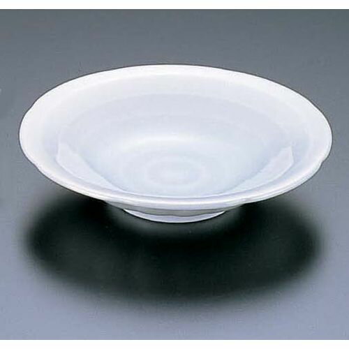 エムズジャパン 青白磁輪花小皿 T02-16 RTLI901 JANコード 4560342470160●直径×高さ(mm):106×23●材質：陶磁器■美濃焼【送料について】北海道、沖縄、離島は送料を頂きます。
