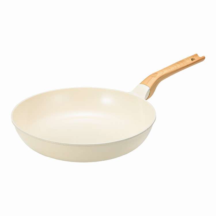 ●商品のポイント ●ホワイトカラーのボディにウッド調のハンドル。●キッチンをおしゃれに演出します● お料理が映える内外面ホワイトカラー ●内外面セラミック加工で環境にやさしい● KFcc社第7世代のセラミック使用。●従来の硬さはそのままに、...