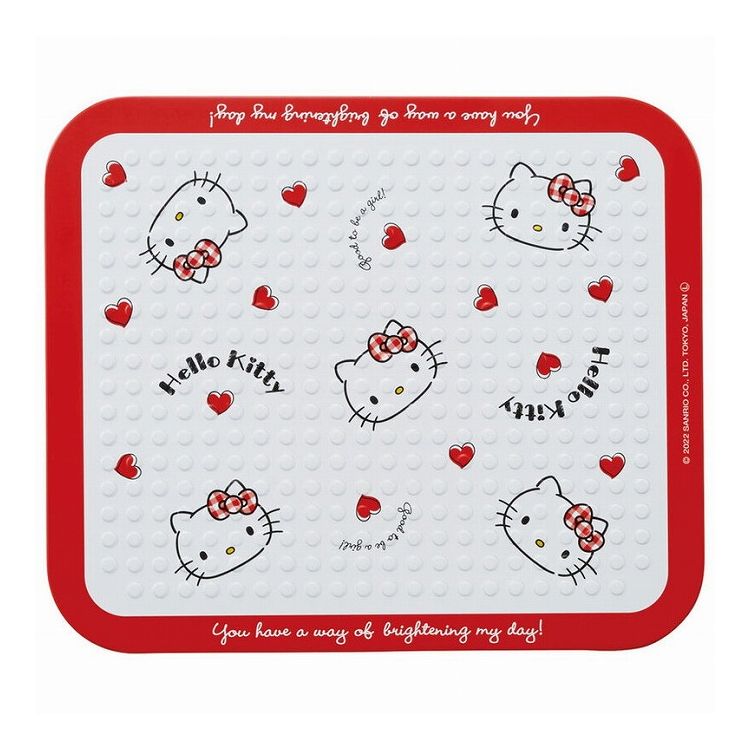 【商品詳細】調理台を熱や汚れから守る、耐熱ボード！小鍋やポットのちょっと置きに便利なコンパクトサイズ。中芯は、軽くて熱に強い、アルミ蒸着紙を使用しています。場所を選ばず使いやすいサイズです。小鍋やポットのちょっと置き・鍋敷き・調味料の敷物な...