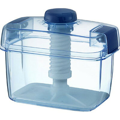 【商品説明】●家庭で手軽に浅漬けを楽しめる漬け物容器です。●蓋は開閉がラクなワンタッチロック式。●フタを閉めると、簡単にロックがかかる構造なので、大変便利です。●漬ける食材の量に応じて、ハンドルを回して、押し込む圧力が調節できます。●ミニレ...