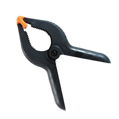 【商品説明】●接着・クギ打ち・ノコギリ作業の部材固定などに。●サイズ（mm）：143×31×147●質量（g）：84●材質：本体/ナイロン口樹脂/PEバネ/スチール●口巾（mm）：29●最大開口巾（mm）：65●本体サイズ（mm）：150●...