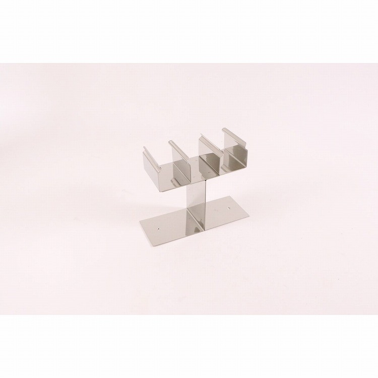 【商品説明】●トングをすっきり整理!使いやすさと清潔感を保つスタンド。【商品詳細】●複数のトングを整理して収納できる便利なスタンド。●キッチンでの使用後にトングを清潔に保ちながら、手に取りやすくするための便利なアイテムです。●コンパクトでス...