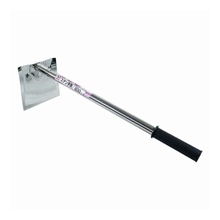 商品情報●ステンレスで土離れが良く錆びにくい!。●本職用。●手軽で使い易い。●土離れが良く錆びにくい。●鍬のサイズ(mm):180×160×20。●柄の長さ(mm):600。●製造国：中国●練る、削る、さらえる等に。●本来の目的以外には使用...