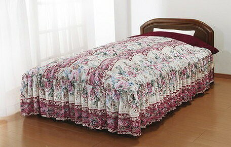 【特徴】中綿入りのあったか3層構造！●毛布・布団・ベッドカバーが1枚に。●豪華な色柄と優美なフリル付きでお部屋を演出します。●肌に触れる襟部分・裏面はふんわり温かいマイヤー毛布素材。※裁断により柄位置が異なる場合がございます。【商品名】あっ...