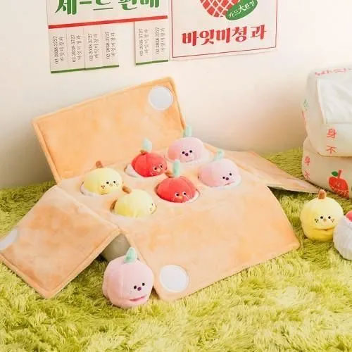 【商品説明】ふわふわで噛みやすい綿入りフルーツが6個！ピーピー音、カシャカシャ音、ノーズワークが1つで楽しめる難易度調整もできるフルーツセットで、さまざまな遊び方が可能です。■ポイント★フルーツの口の中や包装紙におやつを隠して組み合わせれば...