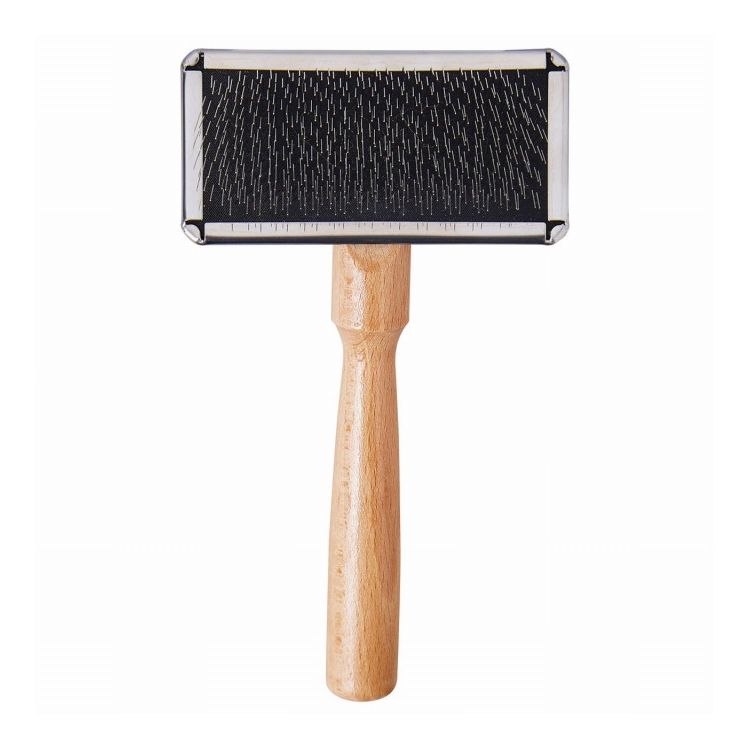 【商品説明】・丸いピン先、角無し仕上「ラウンドトップピン」。被毛の奥まで届き、肌当たりもやさしく効率的に整毛ができて被毛の健康維持に役立ちます。・スティック部分が長いので、色んな角度から溶かしても手から滑らず、安定してスムーズに動かすことが...