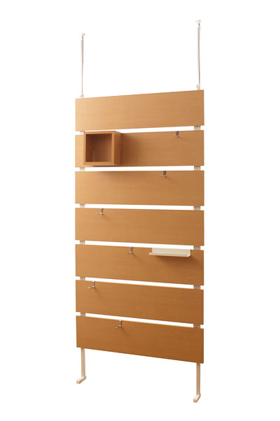 ■商品について衣類や小物などを掛けて飾る。お部屋にアクセントが生まれるそんなパーテーションが誕生。ホワイト・ナチュラル・ダークブラウンの3カラーに幅45・60・90cmの3タイプをセレクト。お部屋の雰囲気に合わせて選べるパーテションで貴方の...