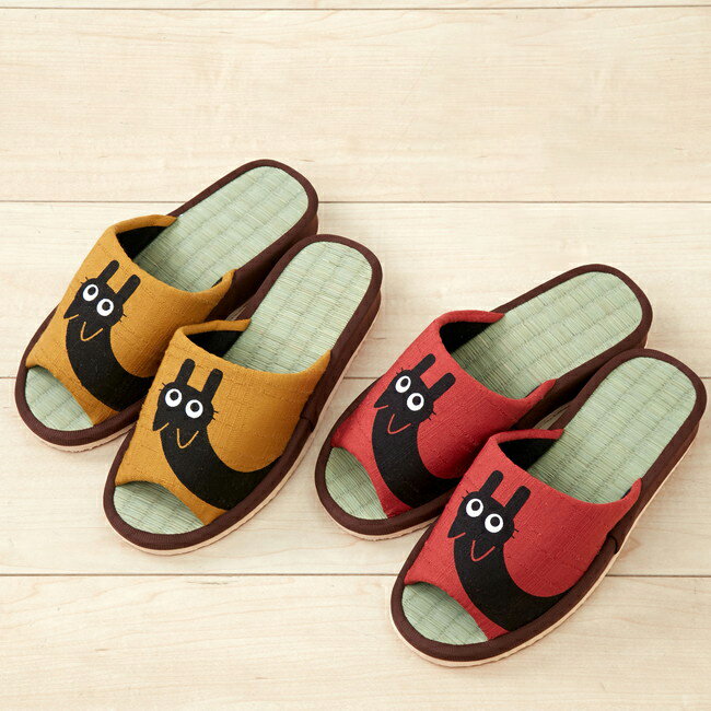 生地：ポリエステル中敷：い草中材：EVA樹脂・ウレタンフォーム全長：約25cm適応サイズ：約22〜24cmヒール高：3.5cm生産国：中国【代引きについて】こちらの商品は、代引きでの出荷は受け付けておりません。【送料について】北海道、東北、...