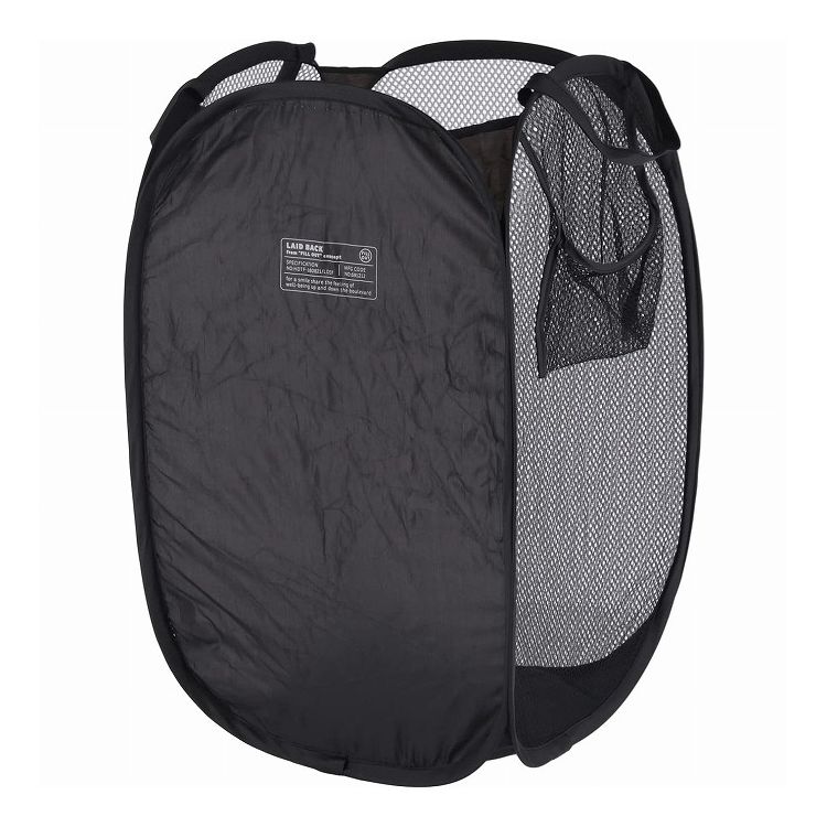 使わないときは片付けておけるランドリーバスケット。ワンカラーのシンプルなデザインなのでどんなお部屋にも馴染む。組み立ては簡単なポップアップ式！折りたためるので、かさばらずに収納することができる。持ち手とポケット付き。メッシュ素材なので通気性...