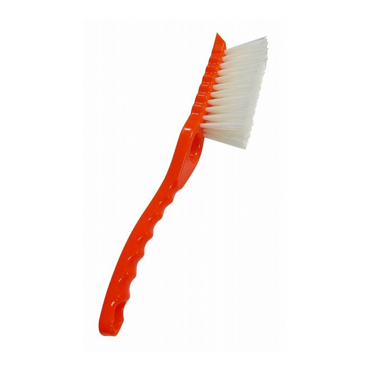 【商品特長】【製品サイズ(mm)】・長さ355・幅65・高さ45【生産国】日本【材質】刷毛部：ナイロン【仕様】用途：農機具や道具を洗う際に刷毛部サイズ(約)：130×50×50mm刷毛部素材：ナイロングリップ：握りやすい波型形状仕様：先端部...