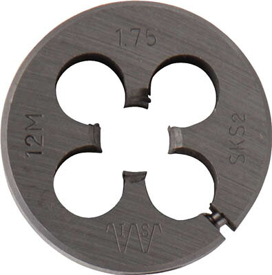 【メーカー型番】IS-RD-50-PT034【JANコード】4957656315056【ブランド】IS　【特徴】●切り屑を逃がす穴を持っためねじ形の工具です。●調整ねじ付きです。【用途】●おねじ加工用。●被削材:低炭素鋼。【仕様】●呼び寸:...