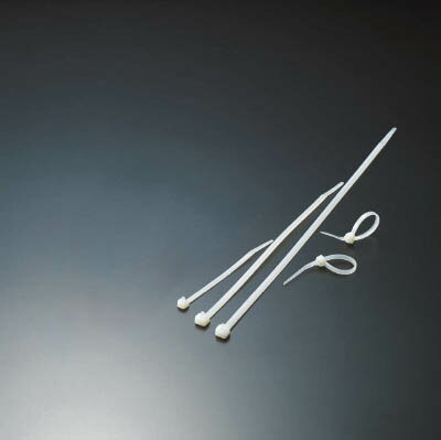 【メーカー型番】TRRCV-405【JANコード】4989999040708【ブランド】TRUSCO 　【特徴】●結束後も挿入部の爪を押せばケーブルタイのゆるめが可能です。【用途】●電線、ケーブルの固定、結束。【仕様】●色:白●幅(mm):...