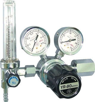 【メーカー型番】YR90FHETRC【JANコード】4560125828522【ブランド】ヤマト【特徴】●圧力変動が少ないため、ガスの安定供給が可能な小型調整器です。●出口フロート式流量計(25L)付です。【用途】●分析・研究用、工業用【仕...