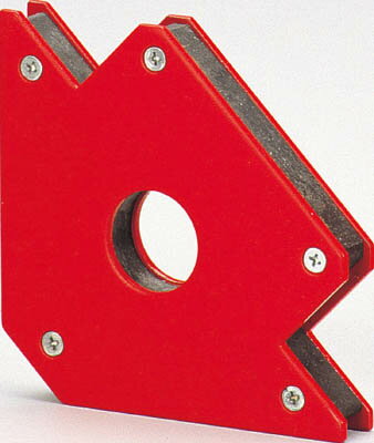 【メーカー型番】72294【JANコード】4960910722941【ブランド】シンワ【特徴】●45°、90°の形状部を使用し角度決め溶接ができます。●45°、90°の角度出しは目安としてご使用ください。精度が必要な場合は微調整してください...