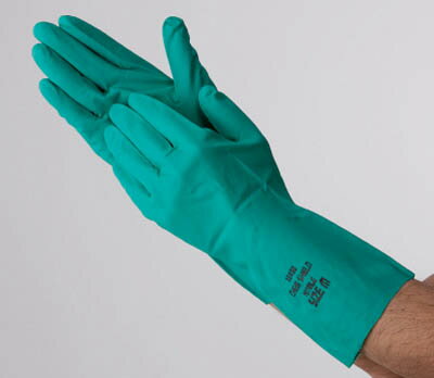 【メーカー型番】2450-S【JANコード】4906554114162【ブランド】川西　【特徴】●指先感覚に優れて使いやすい薄手の耐油・耐薬品手袋です。●内面にクロリネーション(塩素処理)加工を施しているため、着脱がスムーズです。【用途】●...