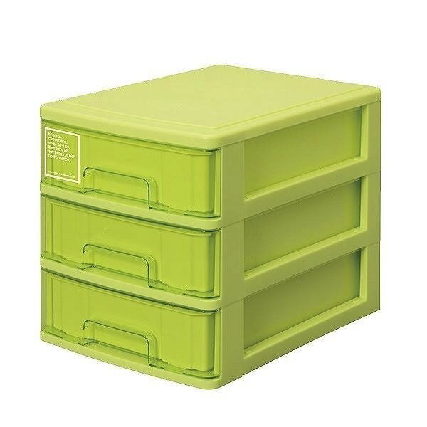 【商品説明】小物や書類の整理に便利な3段引き出し収納ケースです。A4サイズがぴったり入る大きさです。中身が見えないため場所を選ばず使用できます。鮮やかなカラーでお部屋のアクセントになります。他カラーのものや1段タイプの引き出しと積み重ねて使...