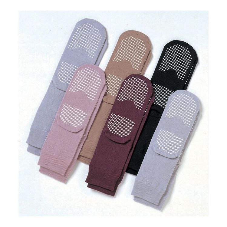 【商品説明】足首ゆったりゴムなし、しめつけずやさしくフィットします。（すべり止め付）【材質】素材：綿、ナイロン、ポリウレタン【規格詳細】○サイズ：22〜24cm○すべり止め部分透明○日本製-【送料について】北海道、沖縄、離島は送料を頂きます。