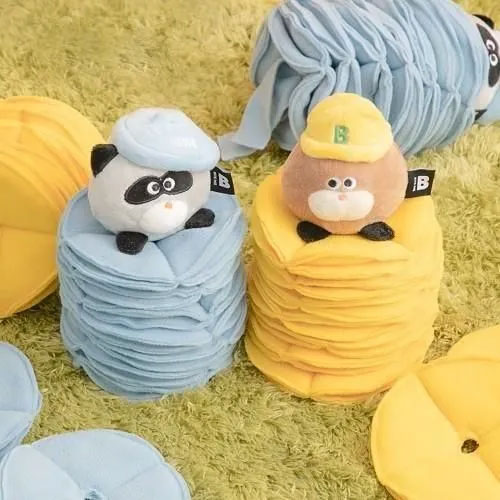 【商品説明】取り外し可能な28個のノーズワークポケット！ピーピー音とカシャカシャ音まで♪これひとつで長く遊べます！ふかふかでやわらかい素材なので、くわえやすいです。■注意事項●測定方法により、1〜2cmの誤差が生じることがあります。●包装を...