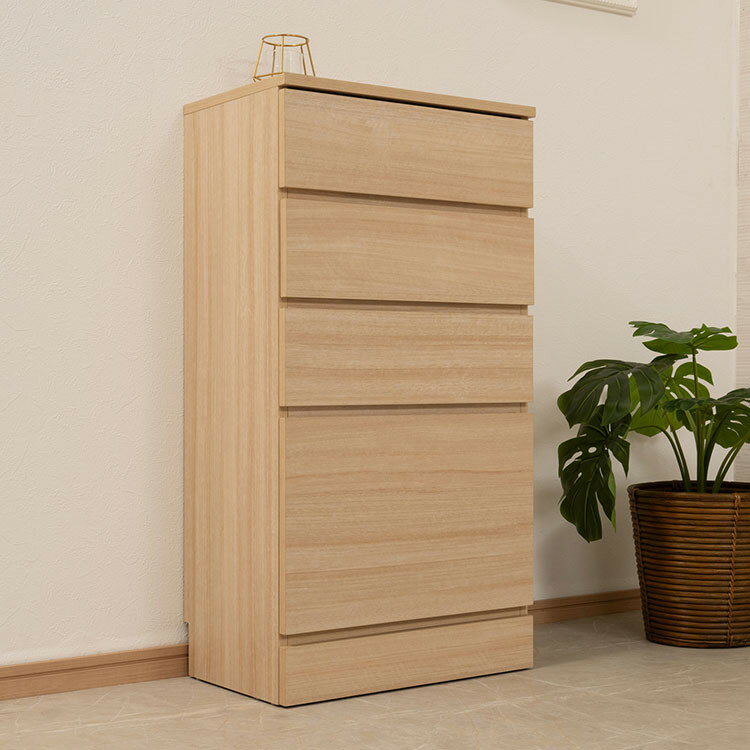 上品な木目が大人気。キッチンや、カウンター下の収納としてリニューアルされた【MARINE】マリンシリーズ。鮮やかなナチュラルカラーは、綺麗な木目が北欧テイスト感を醸し出しています。リビング・キッチン・寝室・子供部屋がさわやかな木の温かみを感...