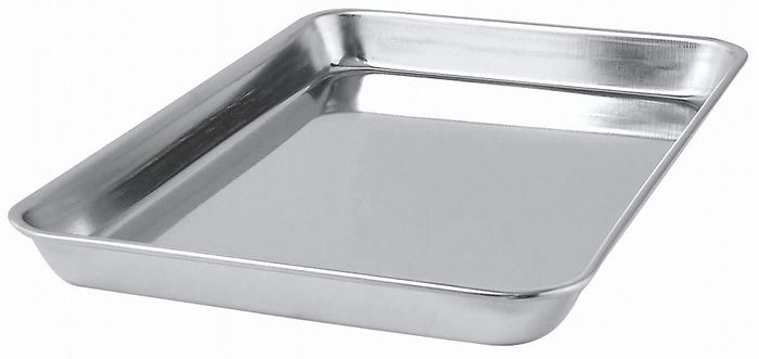 【商品詳細】ケーキなどが乗せやすいように浅く作ったバットです。呼びサイズ：9吋サイズ（約）：縦152mm×横217mm×高さ19mm厚み：0.6mm重量：約184g18〜0ステンレススチール日本製【送料について】北海道、沖縄、離島は送料を頂...