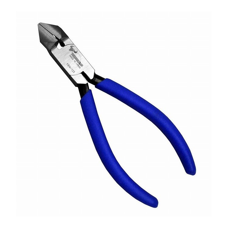 【商品特長】【製品サイズ(mm)】・長さ130・幅50・高さ15【生産国】日本【材質】本体：特殊合金鋼柄被覆：塩化ビニール【仕様】用途：結束バンドを使用した結束作業の際に呼び寸法：125mm先端長：22mm角度：37度切断能力(約)：幅6....