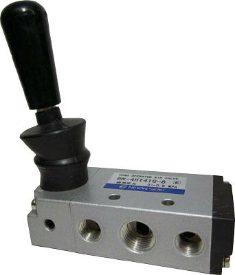 【メーカー型番】BN-4HT41G-10【JANコード】4580117342126【ブランド】日本精器【特徴】●エアシリンダなどに供給する空気の流れ方向を手動で切り替える機器です。●レバーは切り替えた方向に保持します。●2ポジションです。【...