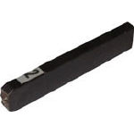 【メーカー型番】UC-20B-2【JANコード】4560284490677【ブランド】浦谷　【特徴】●16桁（1.5mm）から6桁（6.0mm）までの数字・文字が、一度に刻印できます。【用途】【仕様】●文字:2●呼称:2.0●質量(g):3...