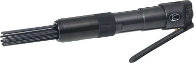 【メーカー型番】KNT-2S【JANコード】4560246021307【ブランド】空研　【特徴】●軽量であらゆるはく離作業に最適です。【用途】●溶接後のスラグ落とし。●コンクリート・岩盤の目荒し。●鉄板のサビ・塗料落とし。●鋳物の砂落とし。...