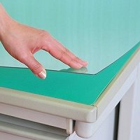 【商品型番】　AW-5　【商品説明】　W1060×D750×H4mm2．67gマットは再生材使用率50％◆下敷き色：グリーン上部：再生アクリル、下部：発砲ポリエチレン