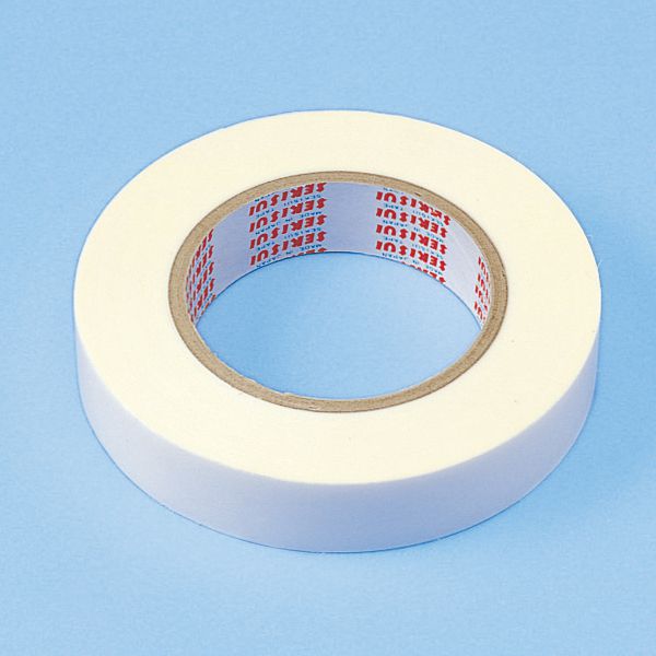 【商品詳細】ケーブルカバー固定用の両面テープ。幅25mm。●ケーブルカバーを床や壁に固定するための両面テープです。●発泡体をベースに強力粘着剤を塗布しています。■幅：25mm■長さ：15m■対応ケーブルカバー：幅50mmタイプなど※対応する...