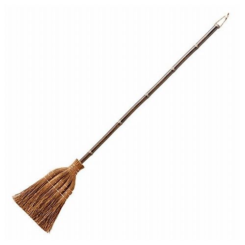 【商品特長】BroomCraftが取り扱うシダ箒は、全て国内で熟練された職人が製作しています。京都の伝統製法を学び、その製法を改良し当社オリジナルの商品となりました。職人が一本一本手作りで丁寧に生産しているので、大量生産製品との違いが一目瞭...