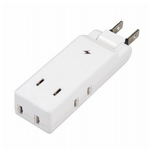 【商品特長】●雷サージフィルターが雷などの過電圧から接続機器を保護します。●コンパクトサイズなのでスペースを気にせず配線できます。●プラグはホコリや湿気によって発生するトラッキング火災を予防する絶縁カバー付きです。●180°動くスイングプラ...
