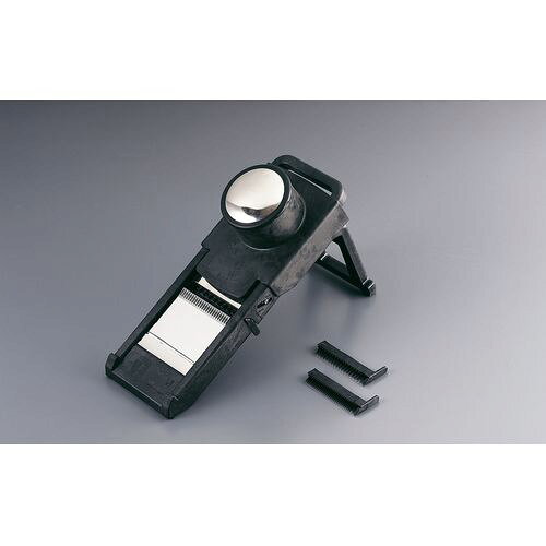 MATFER(マトファ) マンドリンカッター 用 替刃 215070 細目 CMV02002 JANコード 3334492150705●メーカー品番:215070●幅×奥行×高さ(mm):替刃細目●材質：PC、ステンレス■材質:プラスチック...