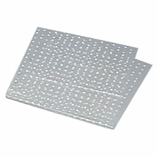 福助工業 強化風呂敷 水玉白 中 （100枚入） GHL1102 JANコード 4977017011878●サイズ: 中●タテ×ヨコ(mm): 700×700●カートン入り数:30●材質：ポリエチレン【送料について】北海道、沖縄、離島は送料...
