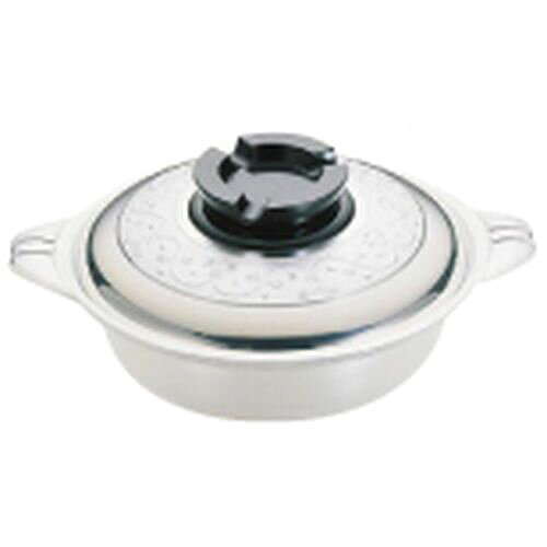 ホクア アルミ デラックス 浅型チリ鍋 24cm QTL09024 JANコード 4977449120520●サイズ表示(内径cm):24●外径×深さ(mm):250×71●容量(L):2.4●重量(kg):1.2●材質：アルミニウム合金■...