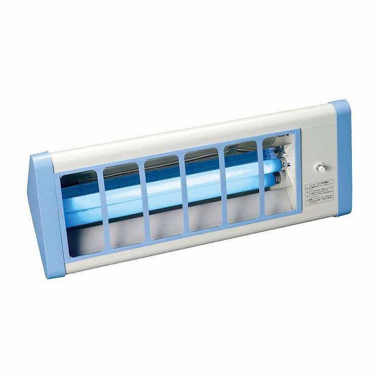 ●電源:単相100V50/60Hz誘引ランプ:Fl15BL(15W):×1●付属品:粘着シート12枚●光で微小昆虫を誘引し、粘着シートで捕獲します。●高電圧は使いませんので、昆虫の飛行高度にあわせて床の近く、カベ、天井等どこにでも効果的に設...