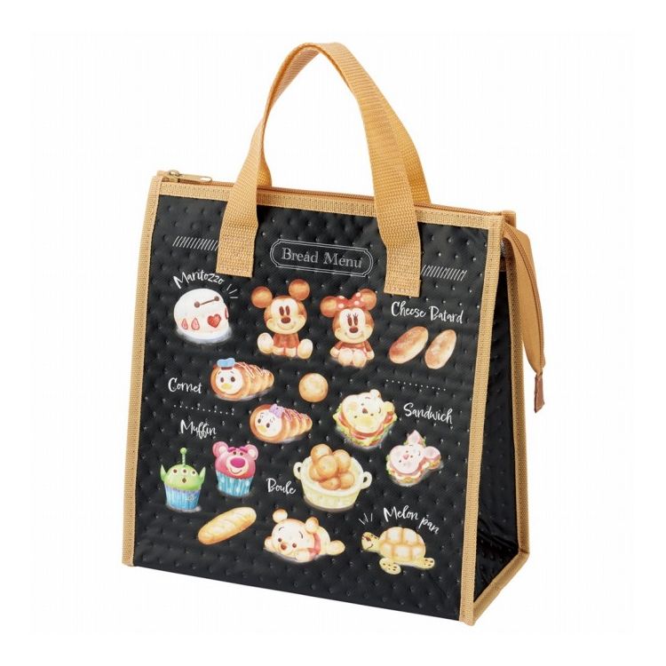 【商品詳細】お弁当箱とマイボトルが一緒に入る便利なサイズ♪マチ幅12cmの少し大きめのランチバッグです。ちょっとしたお出かけの普段使いとして、おサイフやスマホなどの小物を入れても便利！サブバッグとしても大活躍します。※密封タイプではありませ...